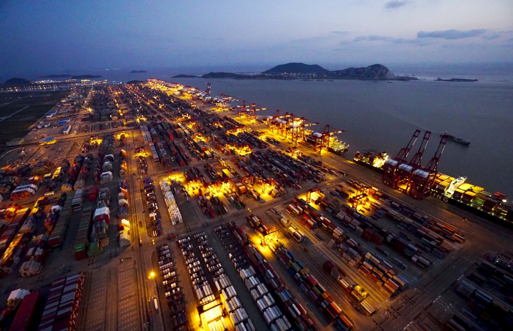 Shanghai International Shipping Center into the fast lane : LONGTEMP